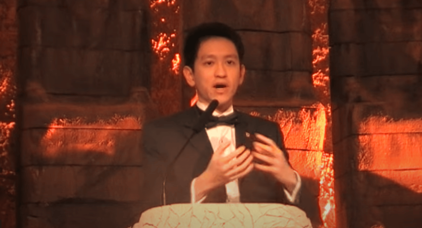 Li Shengwu's finale speech at World Universities Debating Championship ...