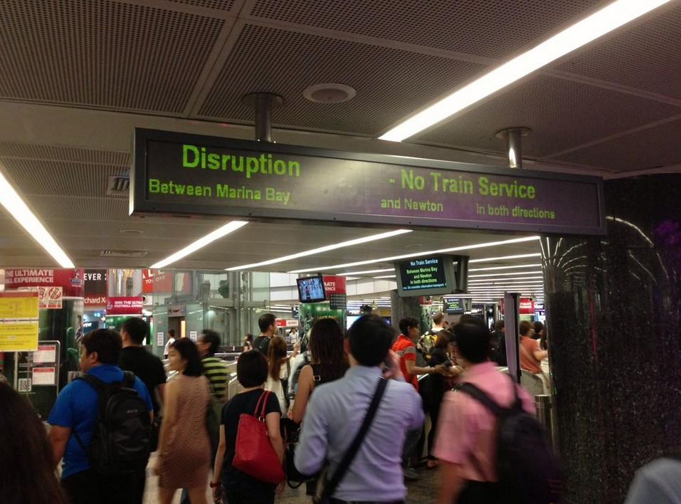 Train fault causes service breakdown between Marina Bay and Newton MRT ...