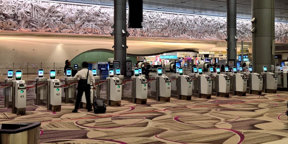 Quicker immigration clearance for eligible Japanese and South Korean ...