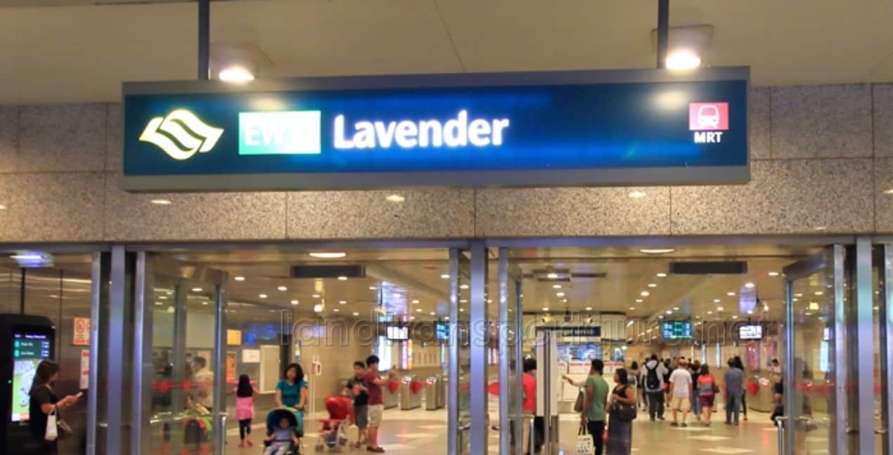 Daily commuter complains to SMRT on FB about 6-months delayed escalator ...